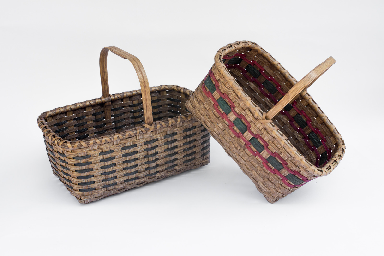 203: Medium Market Basket with Oak Bonnet Handle and Runners